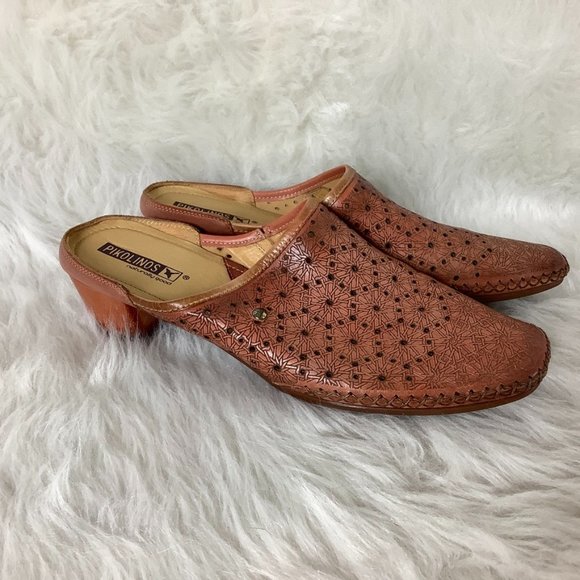 PIKOLINOS | Shoes | Pikolinos Brown Gomera Embossed Leather Clog Mules ...